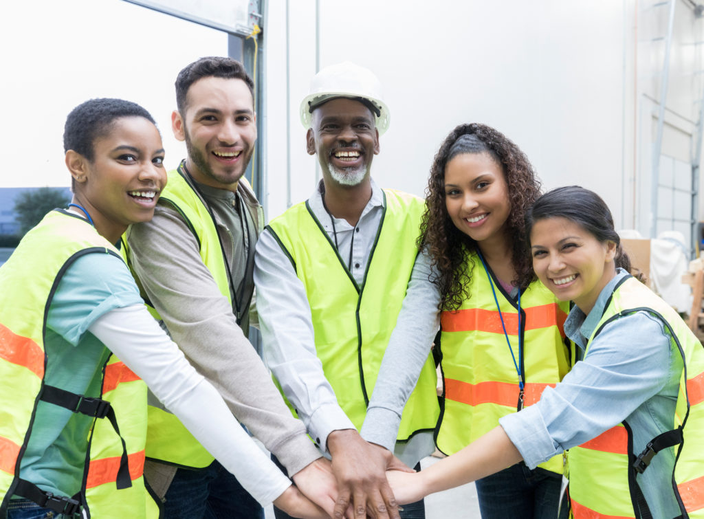 6 Reasons Why You Should Hire Through a Staffing Agency | Partners ...